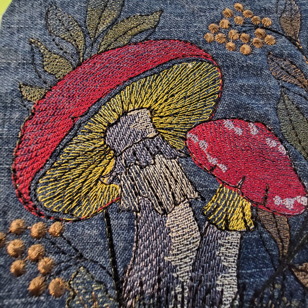 Mushroom Embroidered Patch: Iron-on Applique - Etsy