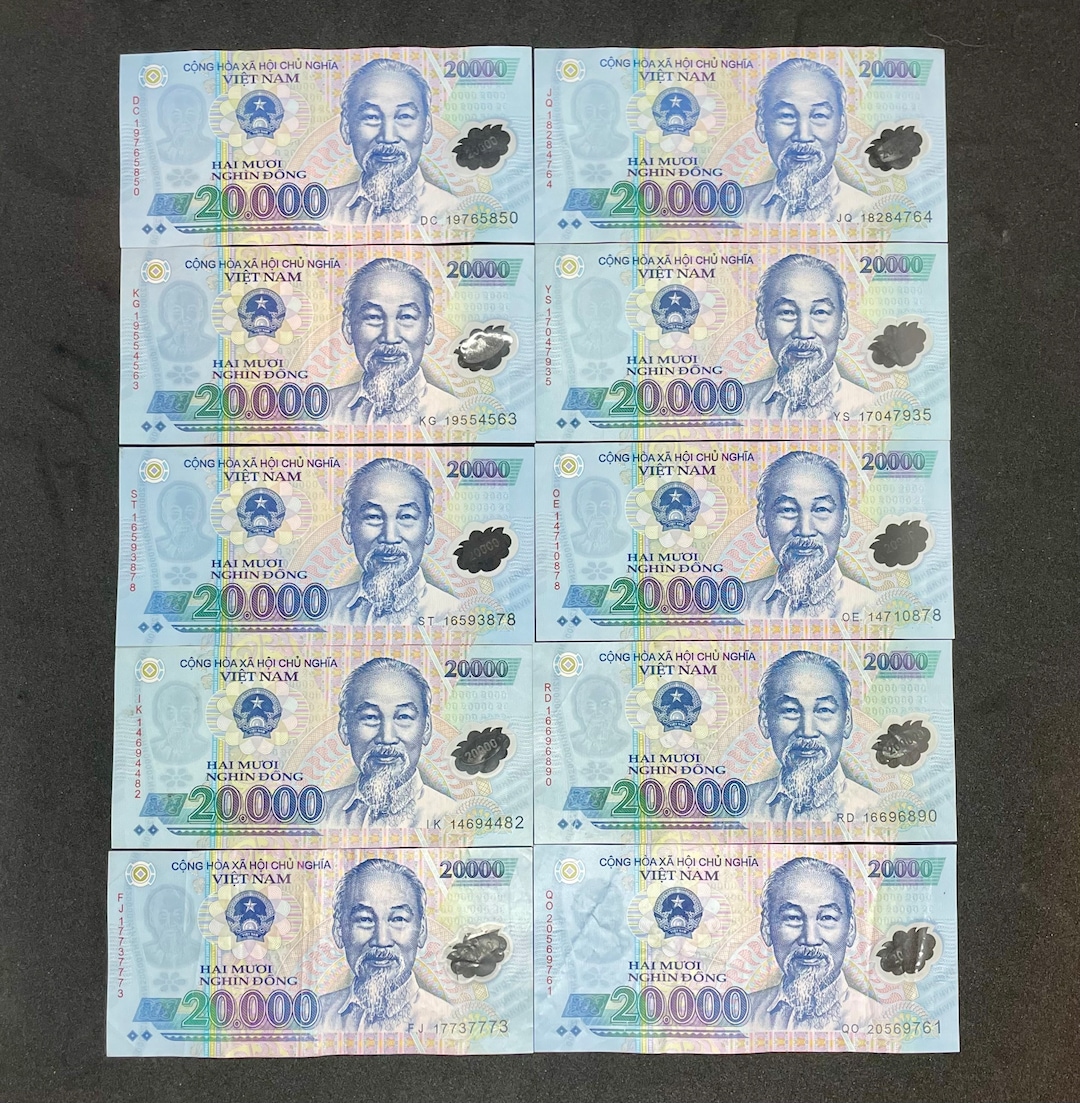 Vietnamese Dong Uncirculated: 10 Pcs X 20000 200000 Total VND in Ten ...