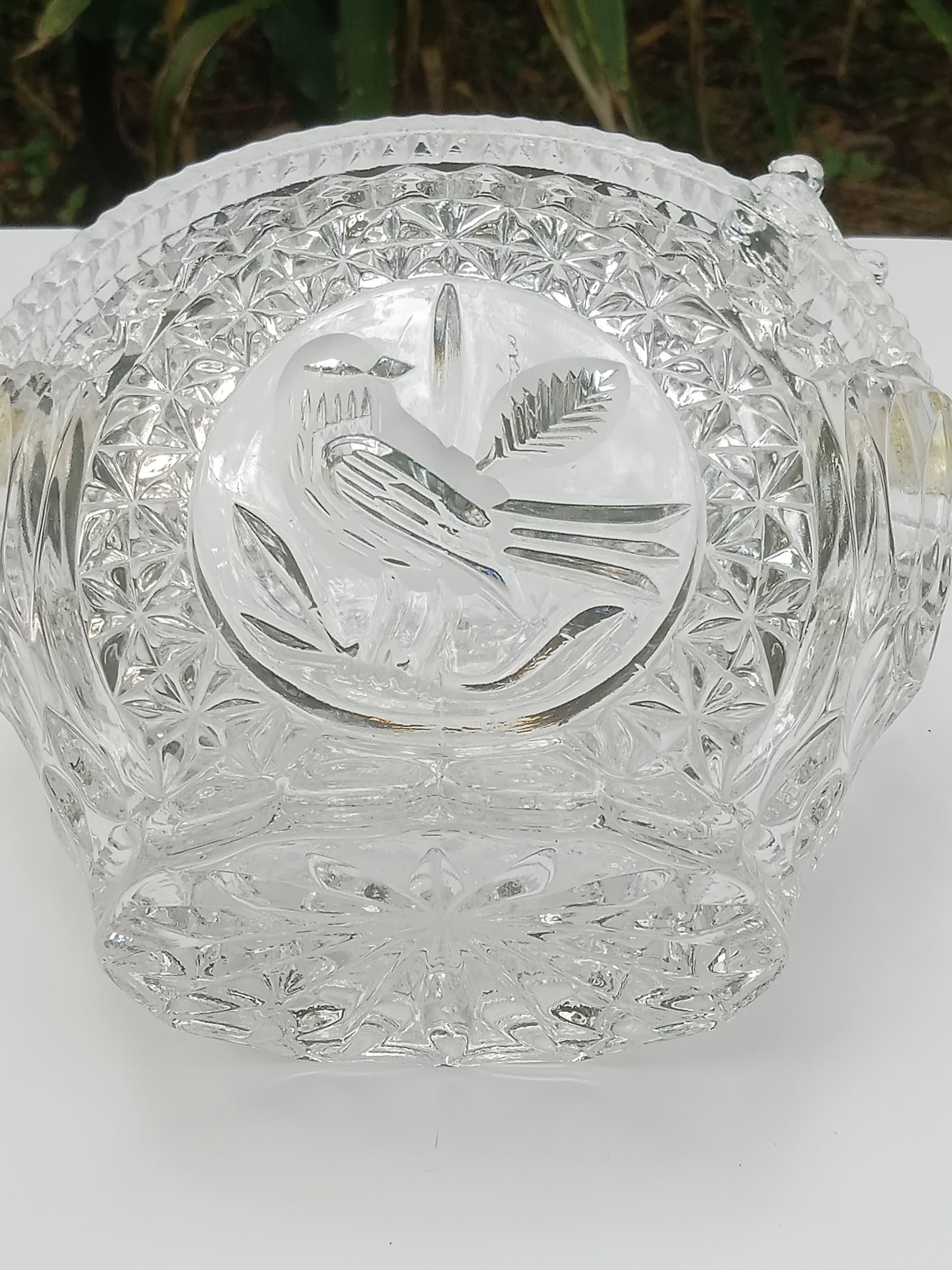 Hofbauer Byrdes Collection, Crystal Basket With a Bird Perched on the ...