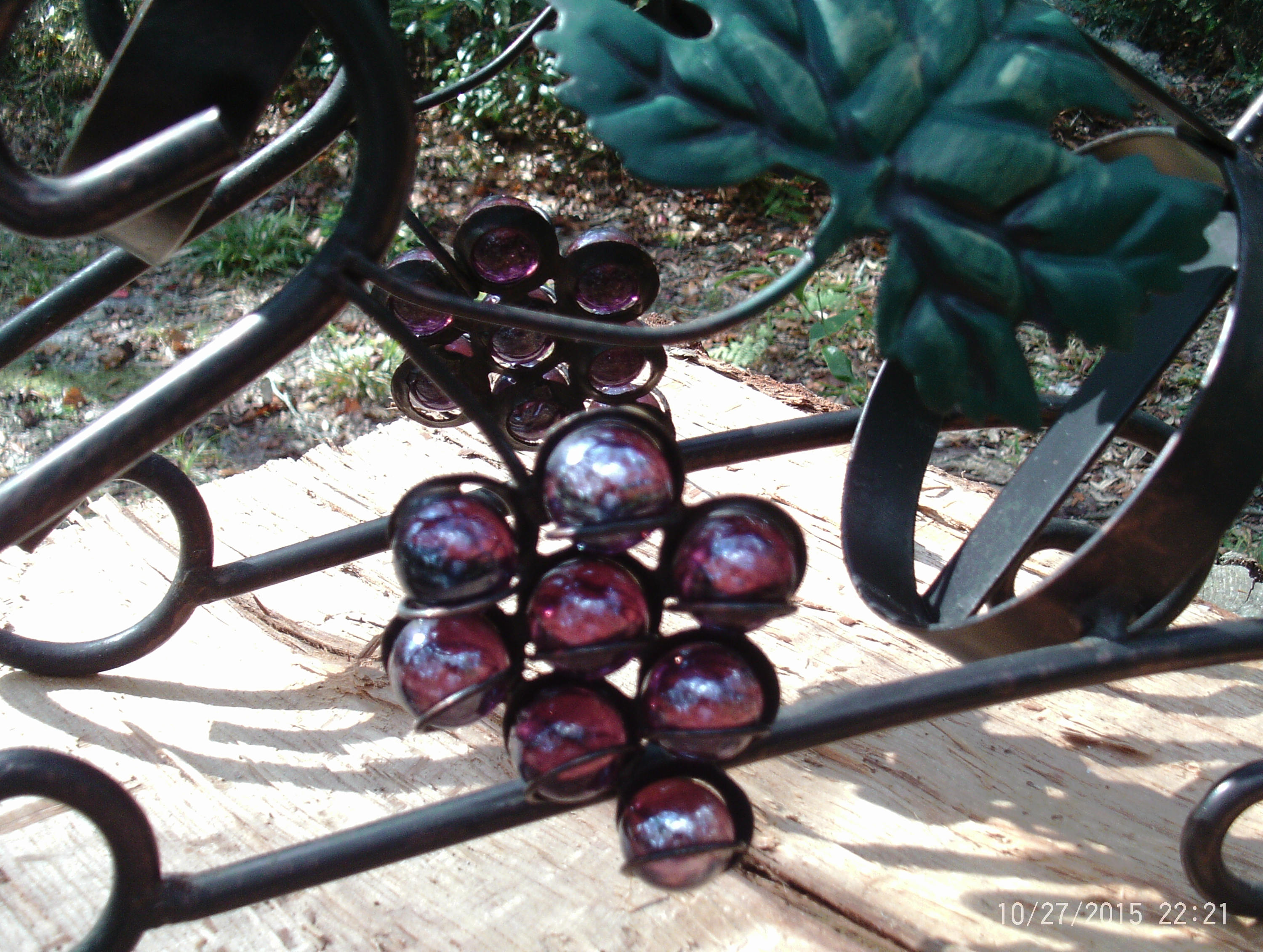Table Top Wine Bottle Holder,metal Wine Rack, Leaves & Glass Grapes ...