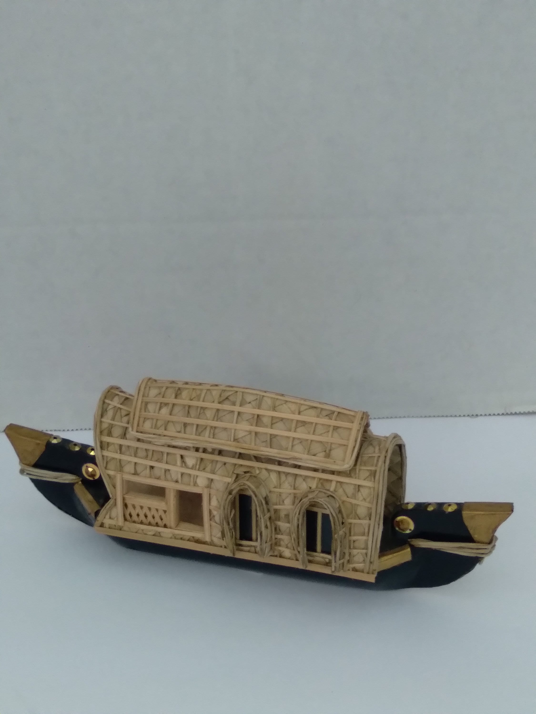Wood Hand Crafted Boat Kettuvallam, Kerala House Boat, Model Boat ...