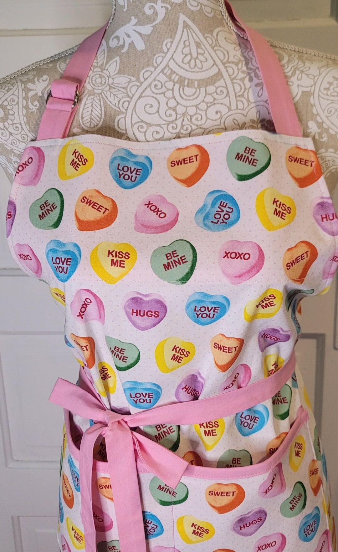 Valentine's Day Women's Apron, Valentine, Retro Apron, Candy Heart ...