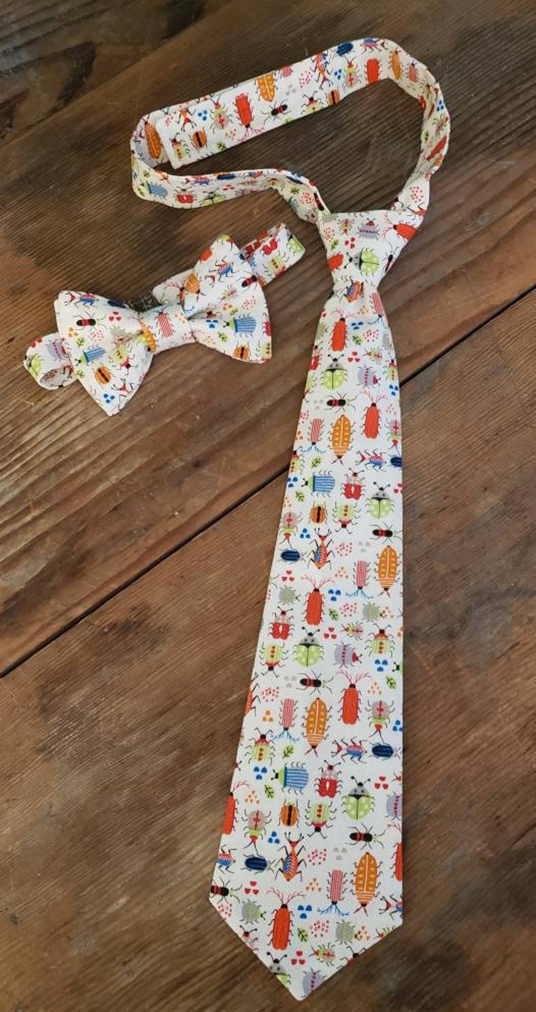Boy's Tie or Bow Tie - Bug Tie - Bugs - Pre Tied Tie - Boy's Necktie ...