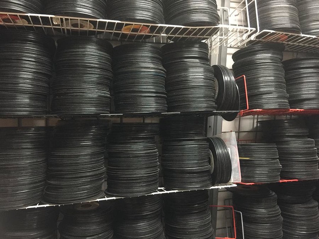 150 Random Vinyl Records - 45s - 7 Inch Arts Crafts Rock and Roll Party ...