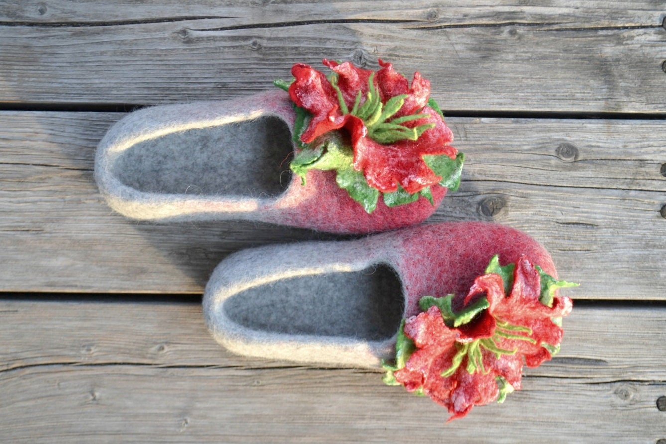 Felted Womens Slippers With Flowers - Etsy