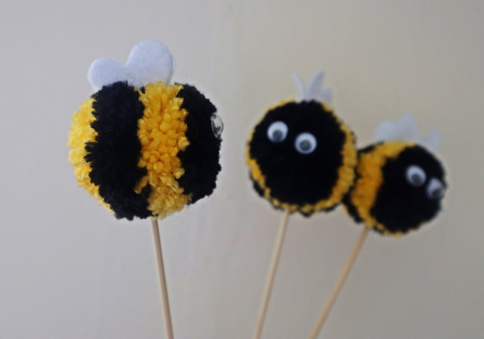 Bee Pom Poms Pom Pom Bee Bouquets Plant Pot Decorations - Etsy