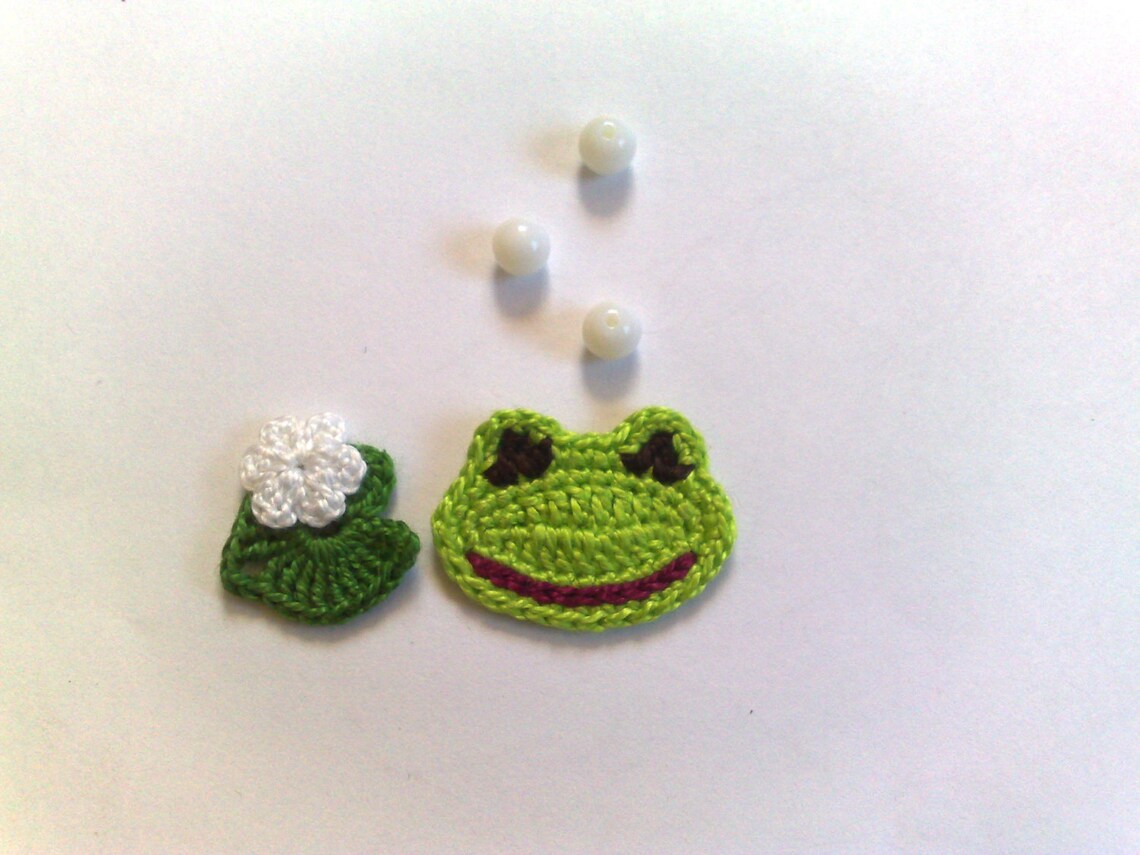 Crochet Frog Applique 1 Pcs And Small Water Lily Cute Frog Etsy