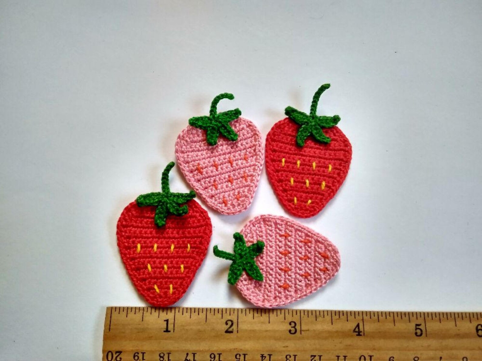 Crochet strawberry applique 2pcs Red strawberry motif Pink | Etsy