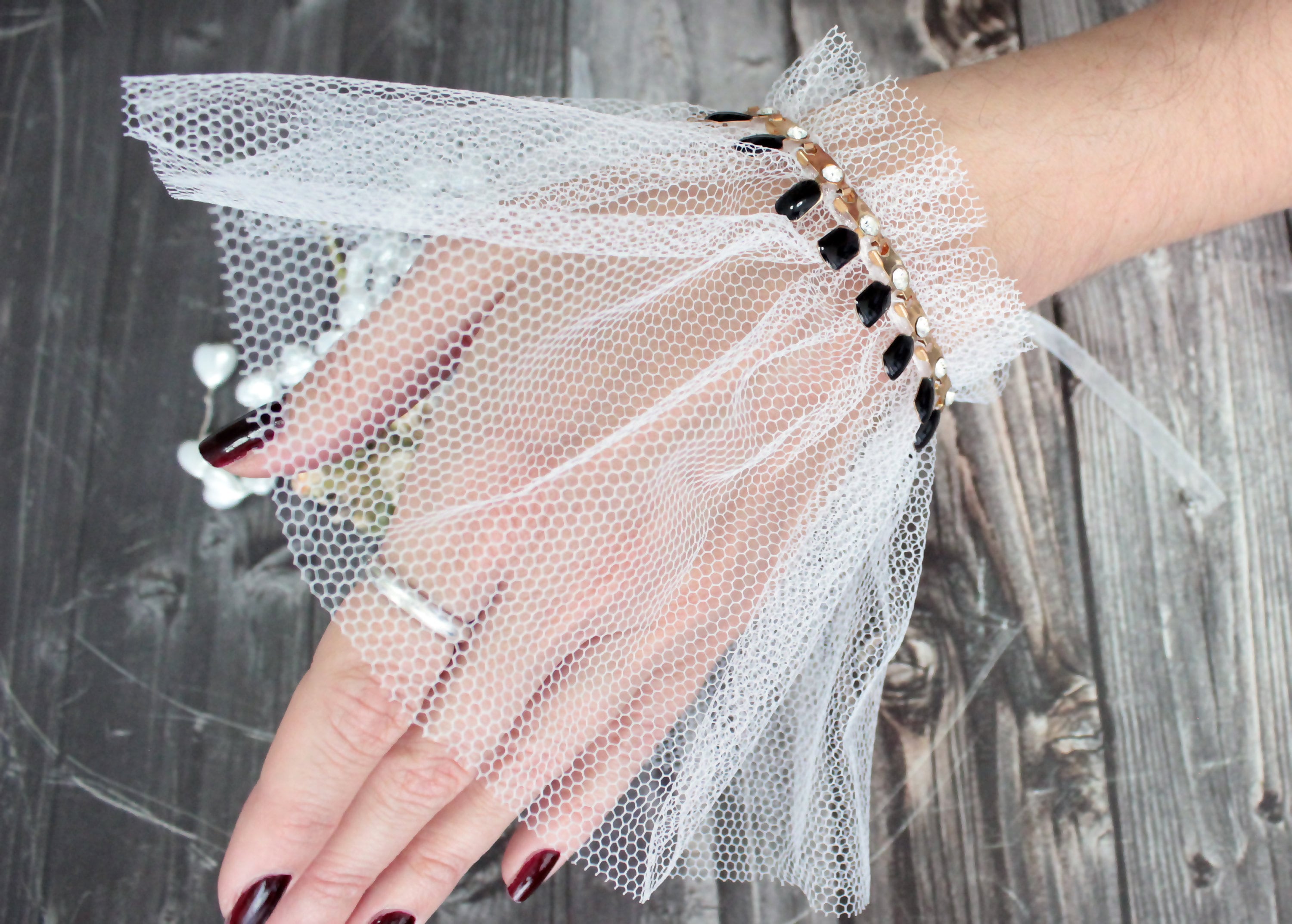 White Bridal Cuff, Tulle Wedding Cuff, Wedding Accessories, Victorian ...