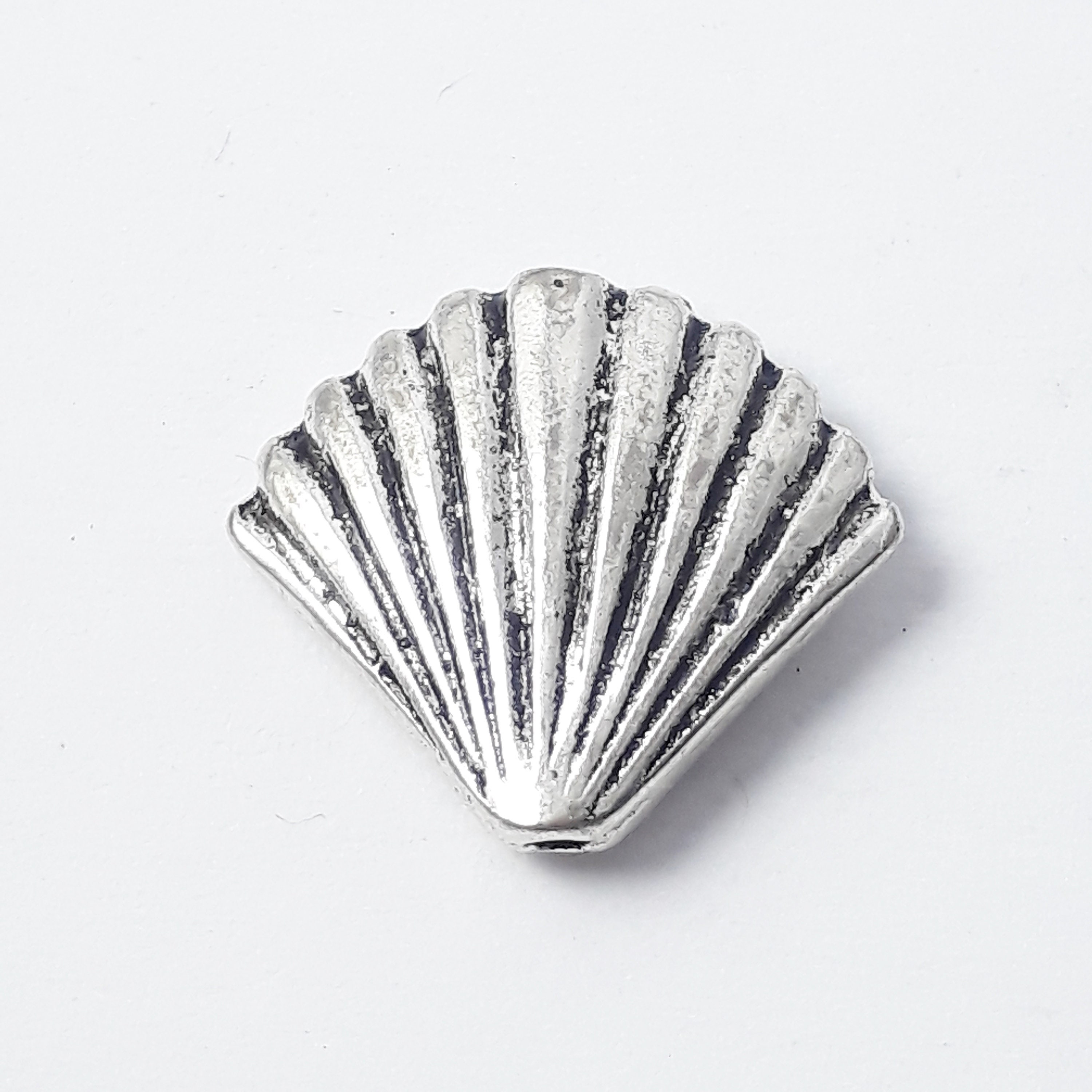 4pcs Shell Metal Beads Antique Silver 16x14mm B0144224 | Etsy