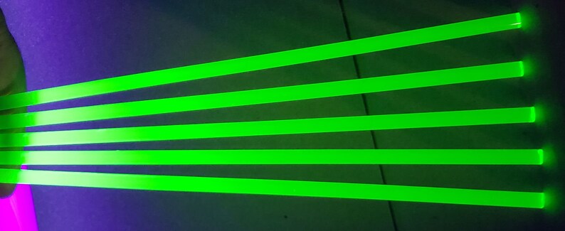 5 Lengths 1/4” Diameter Clear Fluorescent Translucent GREEN Acrylic ...