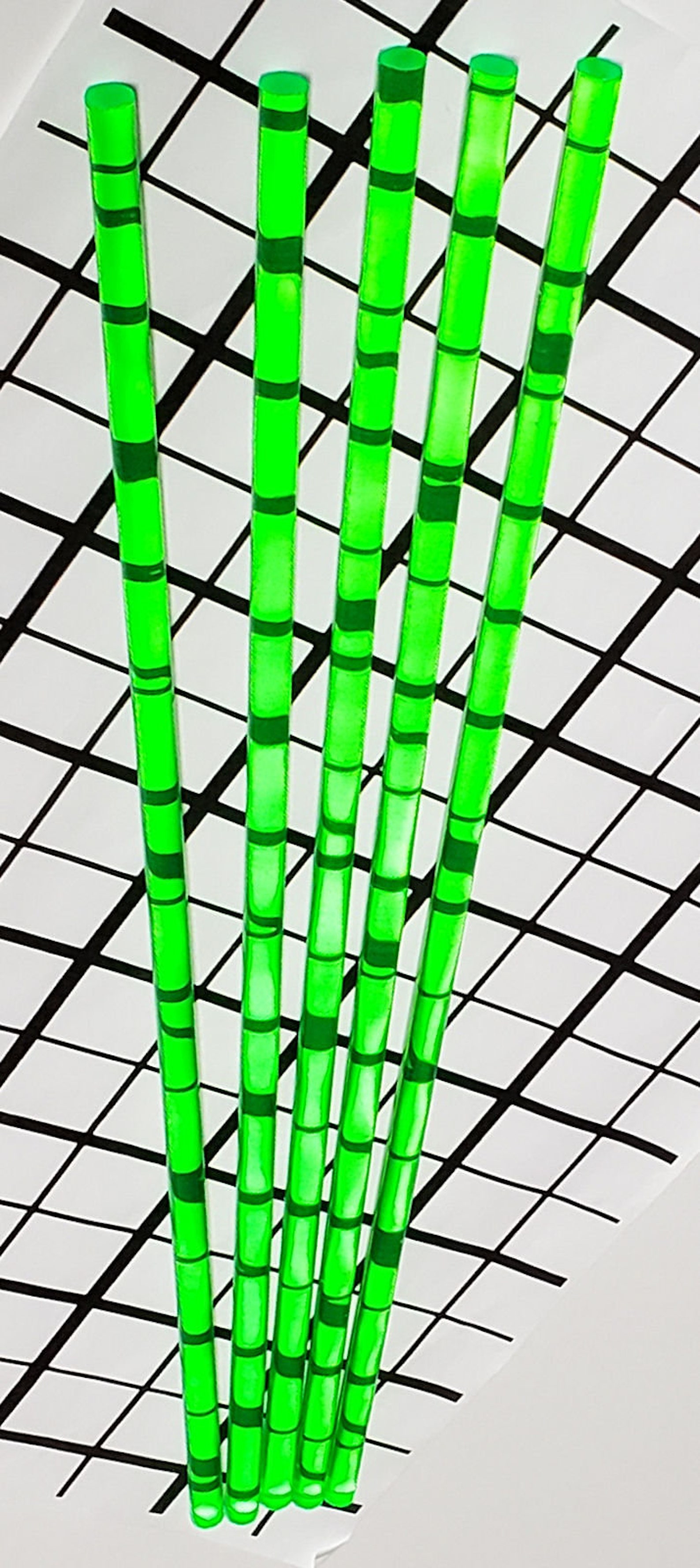5 Lengths 1/4” Diameter Clear Fluorescent Translucent GREEN Acrylic ...