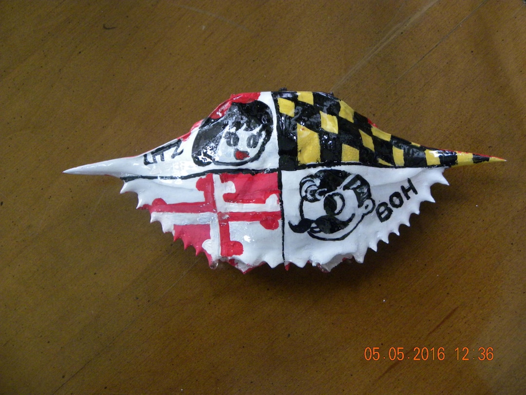 Natty Boh & Lady Utz on Maryland Flag Painted on Maryland Crab Shell ...