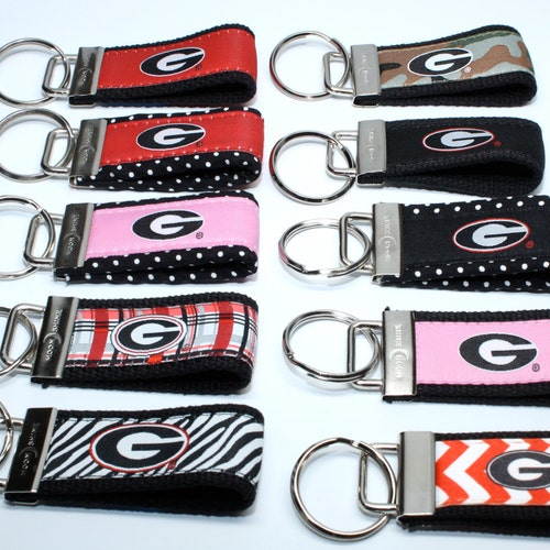 University of Georgia Bulldogs Wrislet Keychain - Etsy