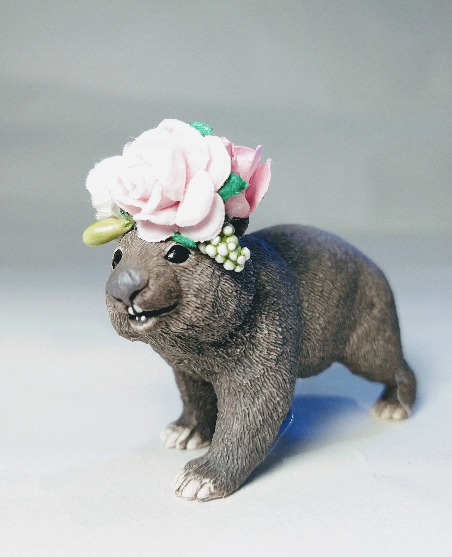 Schleich Wombat in Floral Crown, Add Extra Accessories, Includes Mini ...