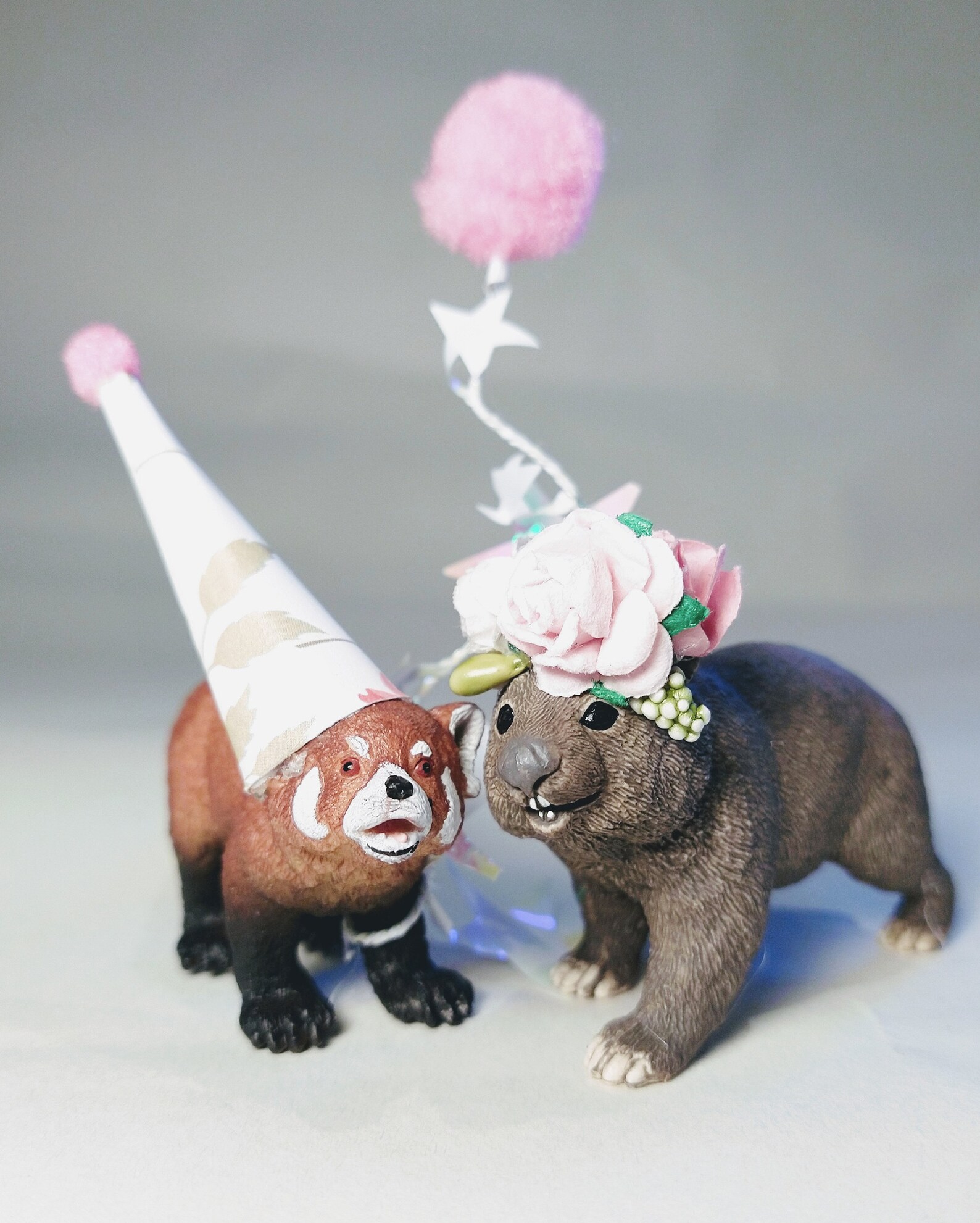 Schleich Wombat in Floral Crown, Add Extra Accessories, Includes Mini ...
