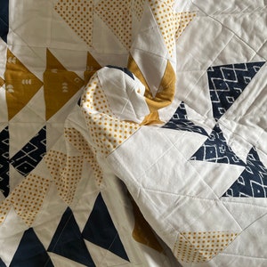 Gender Neutral Quilt With Modern Design - Etsy