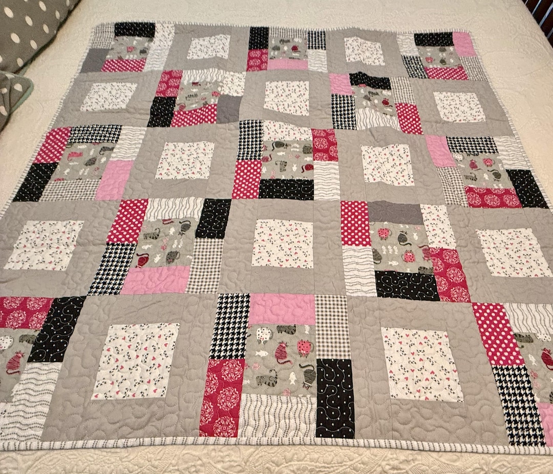 Cat Themed Quilts: the "purrfect" Gift - Etsy