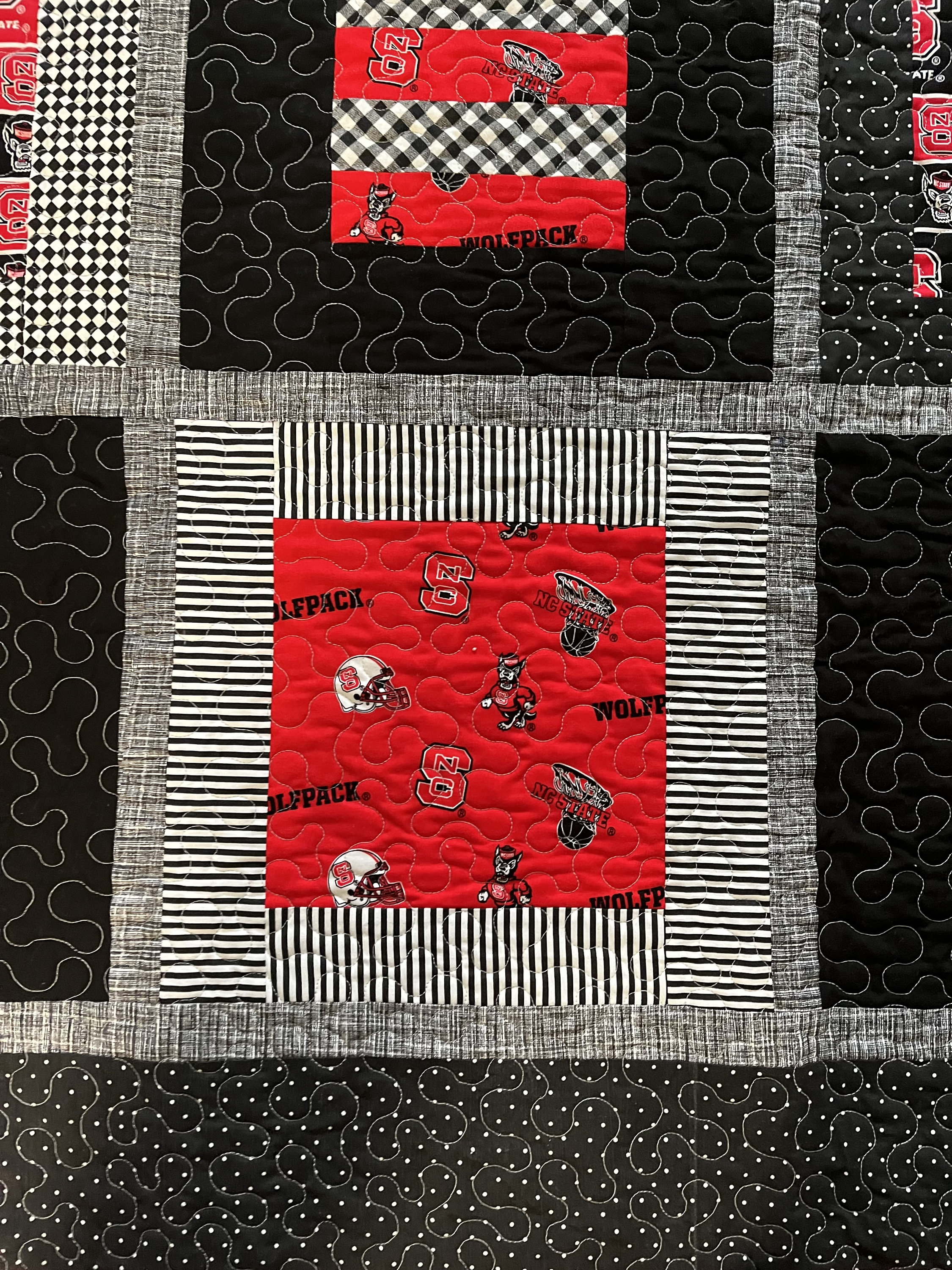 North Carolina State University Wolfpack Collegiate Quilt - Etsy