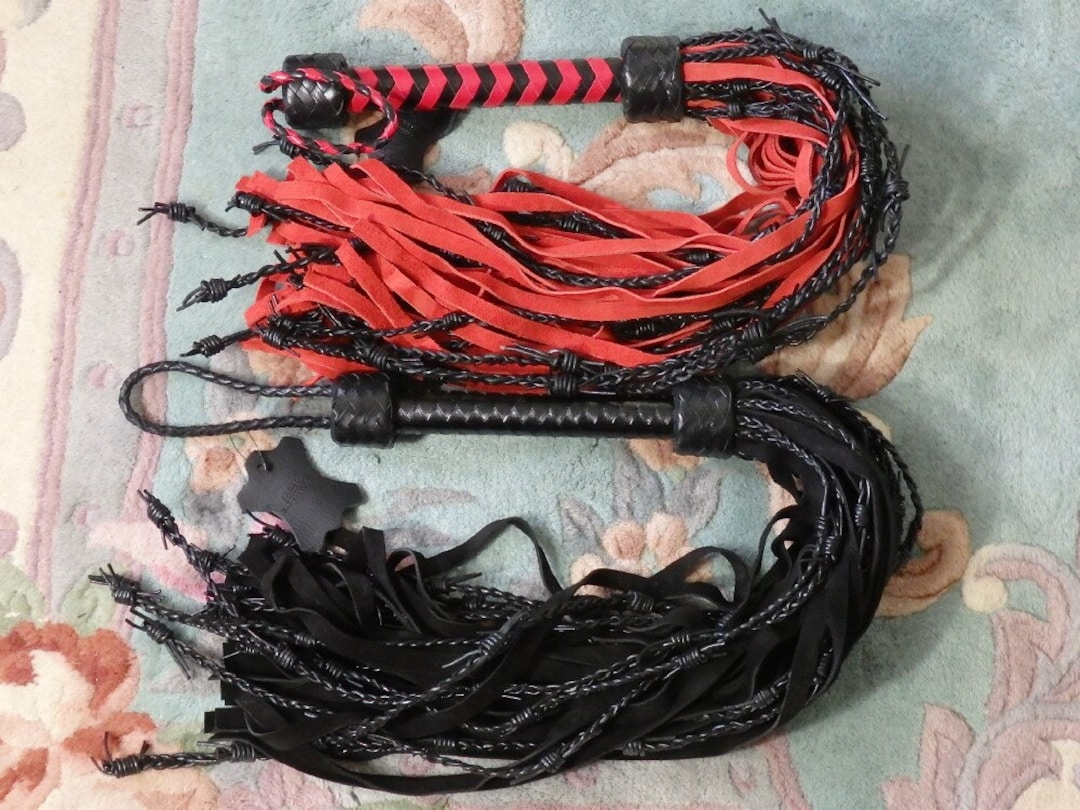 Leather Flogger GATED Barbed BARB WIRE Cat of 9 Tails - Thorn Thorny - Etsy