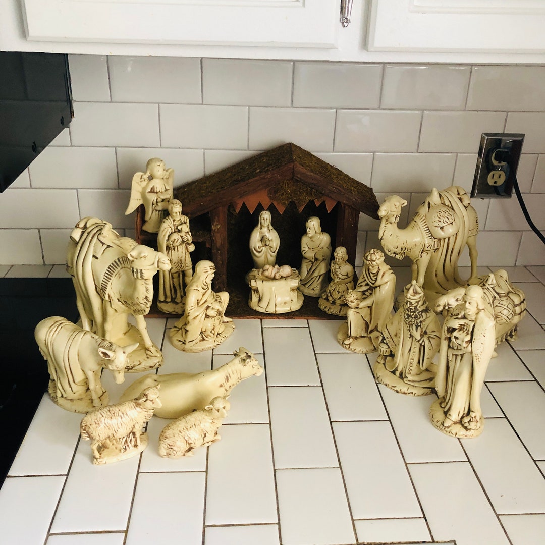 Vintage Large Size Nativity Set Cresche Mid Century Christmas Camels ...