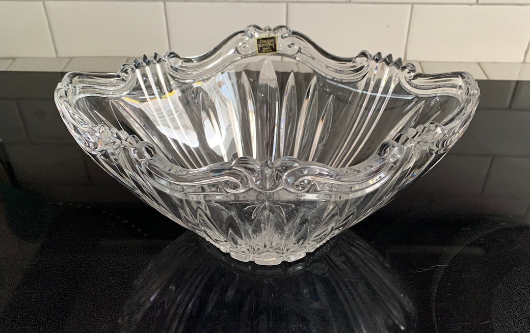 Vintage Large Crystal Bowl Fantastic Design With Original Tag Oneida ...