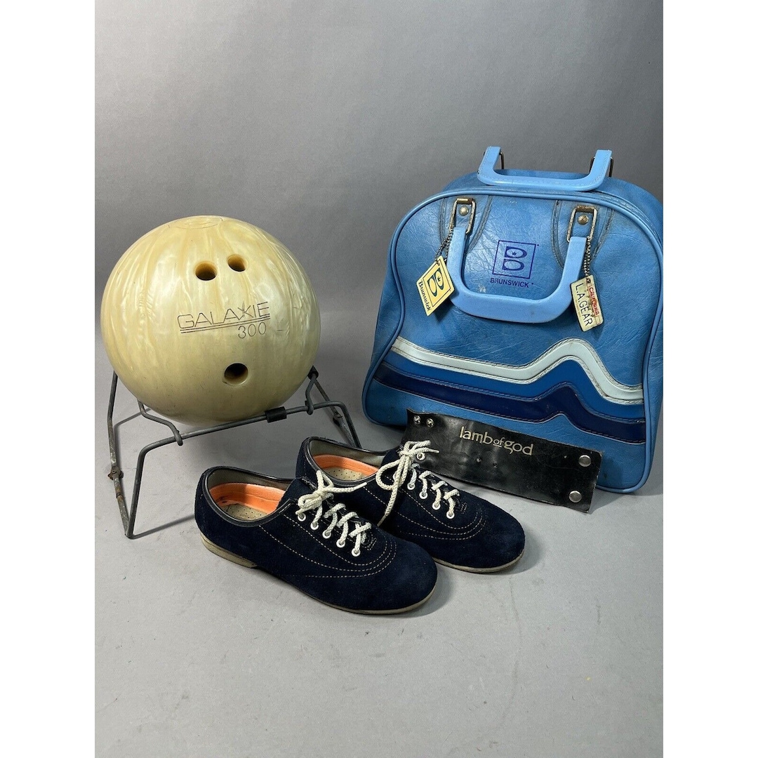 Vintage Brunswick Galaxie 300 E Pearl Bowling Ball 12 Lb Blue Suede ...