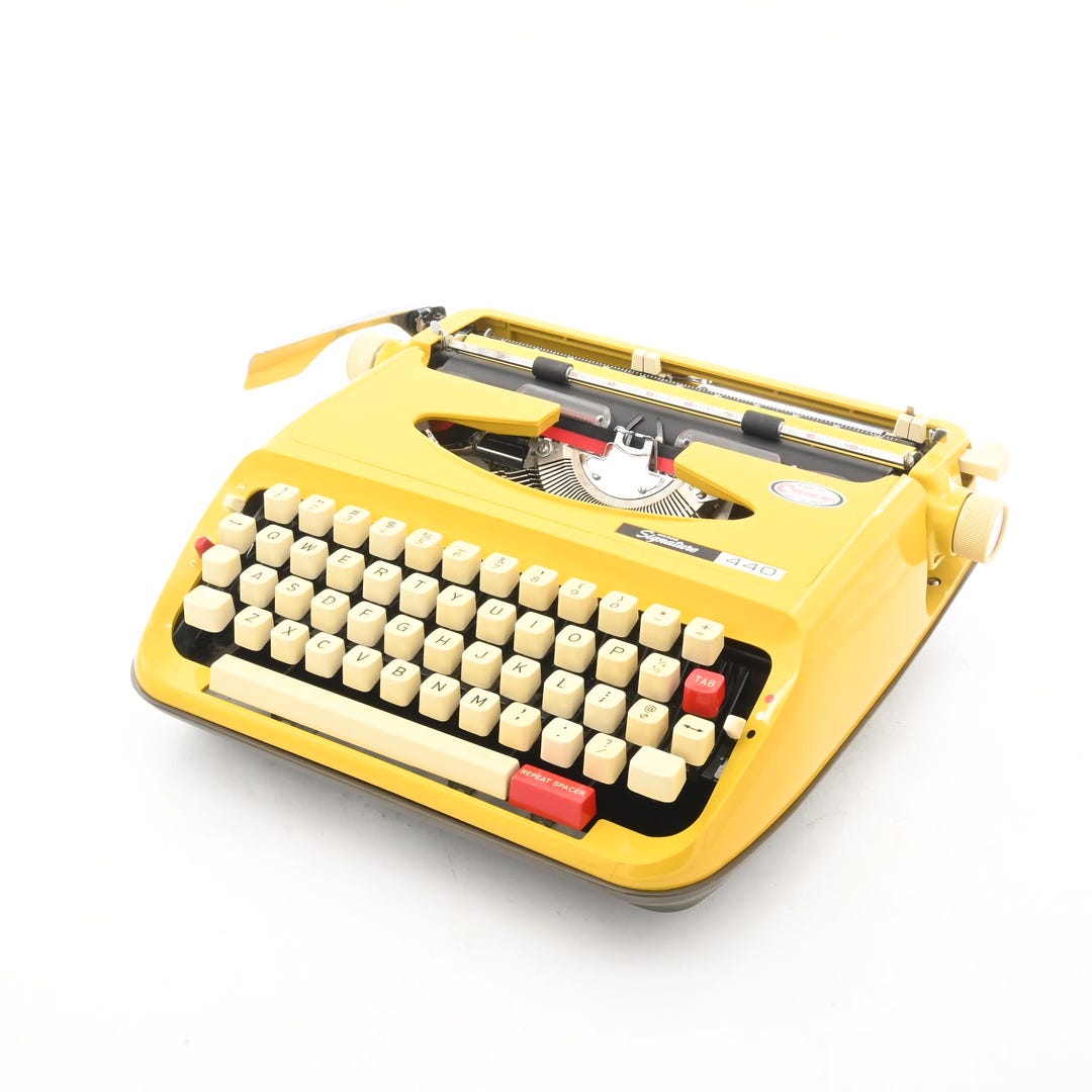 Spencerian Typeface Wards Signature 440T Typewriter Serviced by Mr and ...