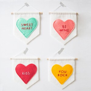 Valentines Day Hearts - Pattern - Valentine Banner Countdown - Candy ...