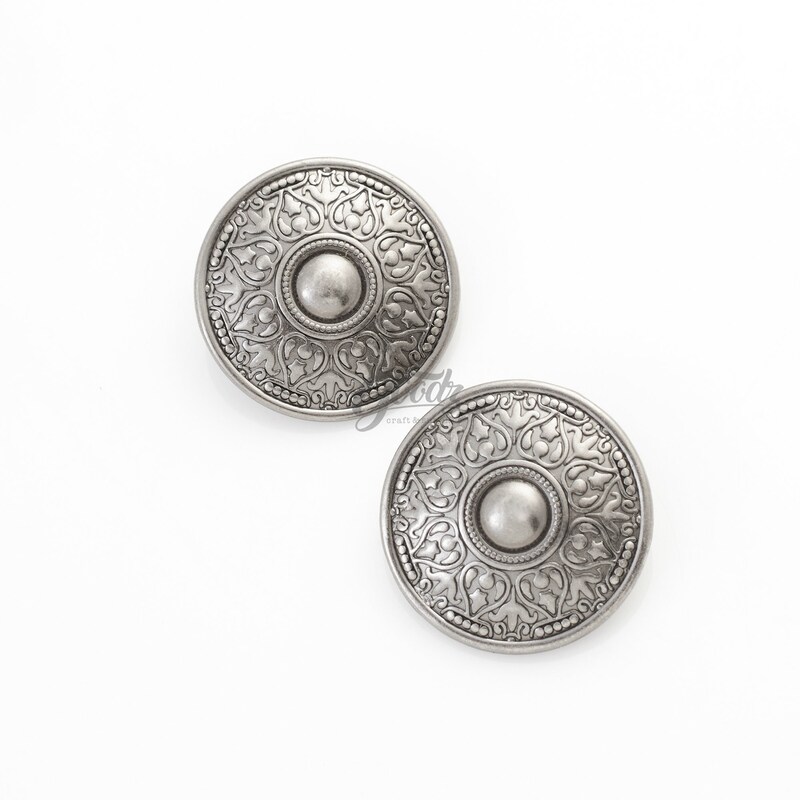 Round Conchos - Etsy
