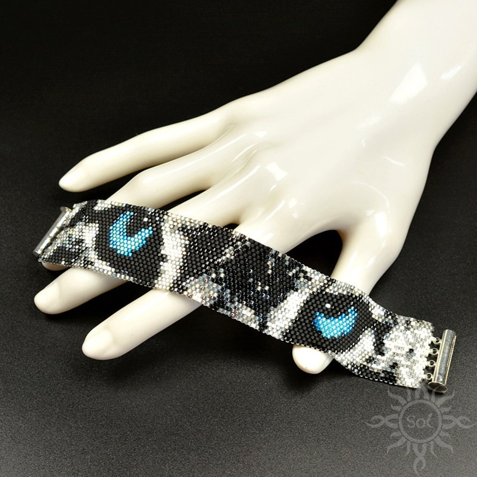 Eyes of the Snow Leopard Thin Version Peyote Cuff Beaded | Etsy