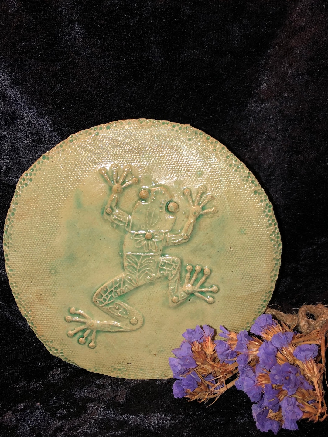 Frog Table Plaque - Etsy
