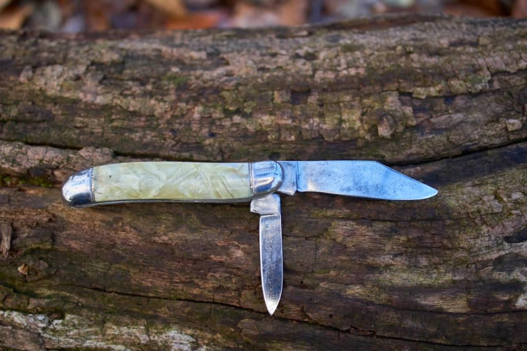 Vintage Hammer brand 2 blade pocket knife