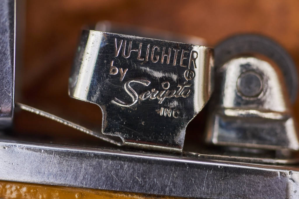 Scripto Vu lighter with horse