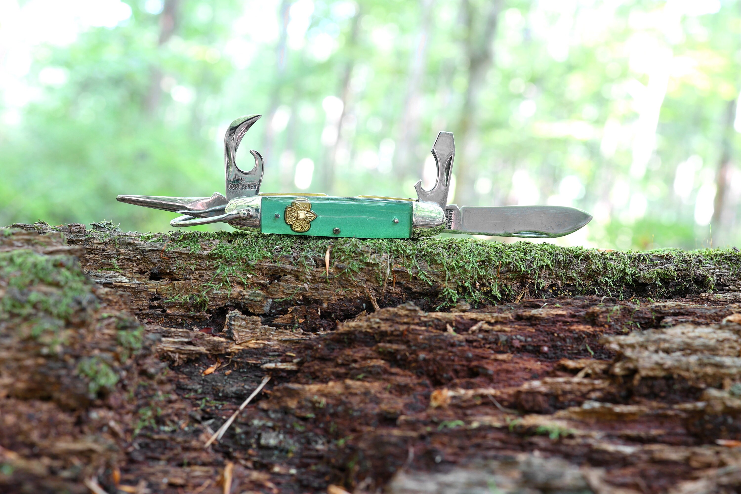 Vintage Utica Kutmaster Girl Scout Pocket knife