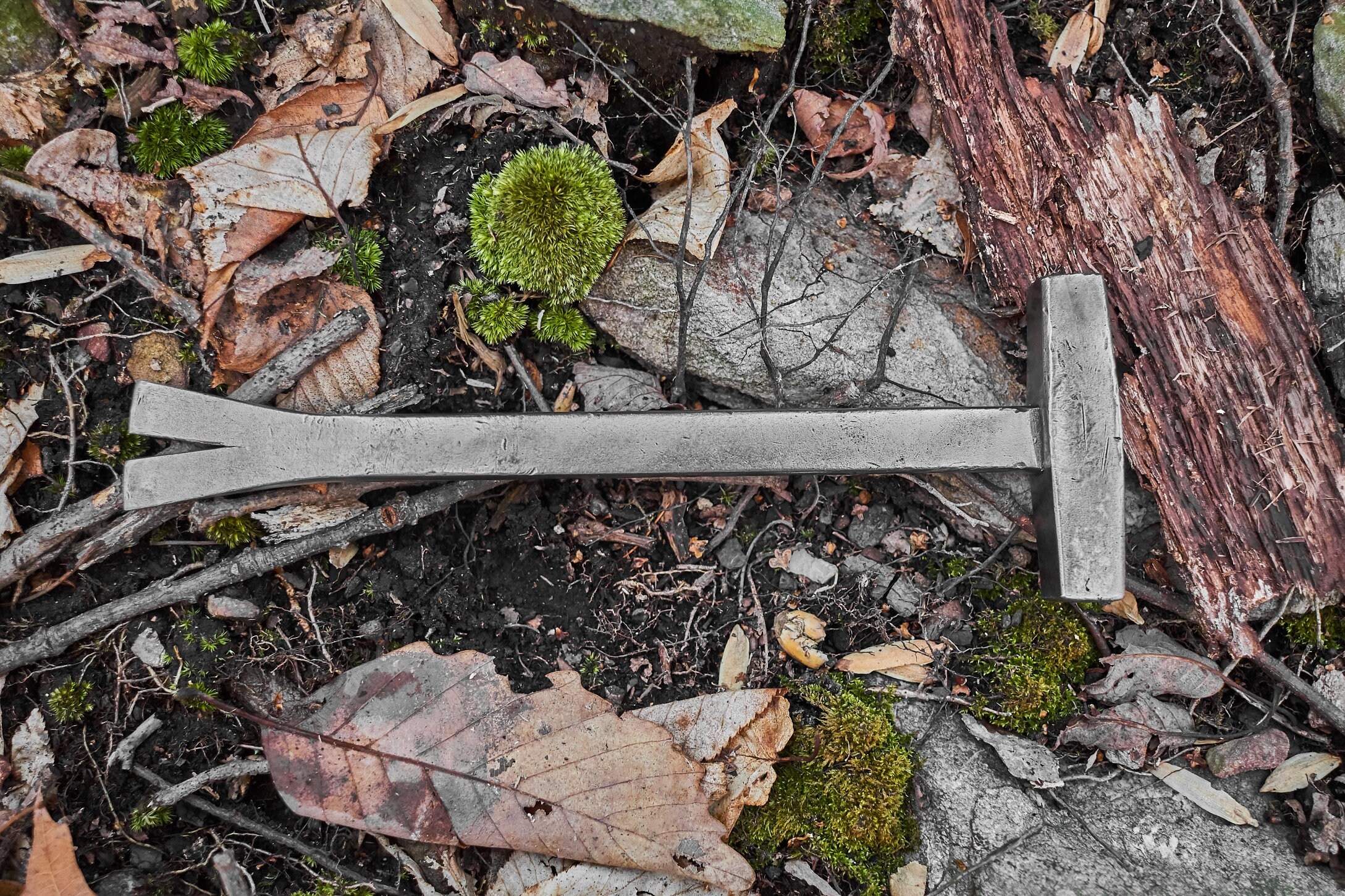 Stortz and Sons crate hammer