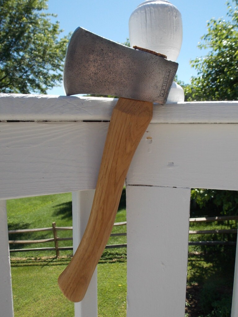 Stanley Camp axe vintage with a new 14 in handle of American Hickory