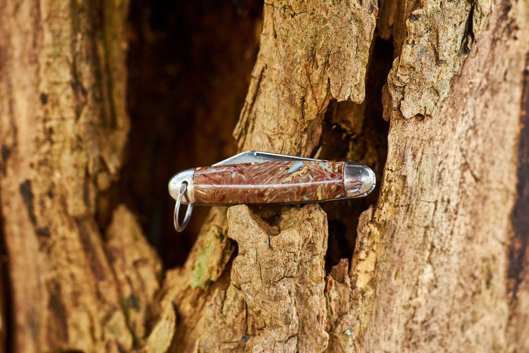 Vintage Hammer pocket knife with rare colors