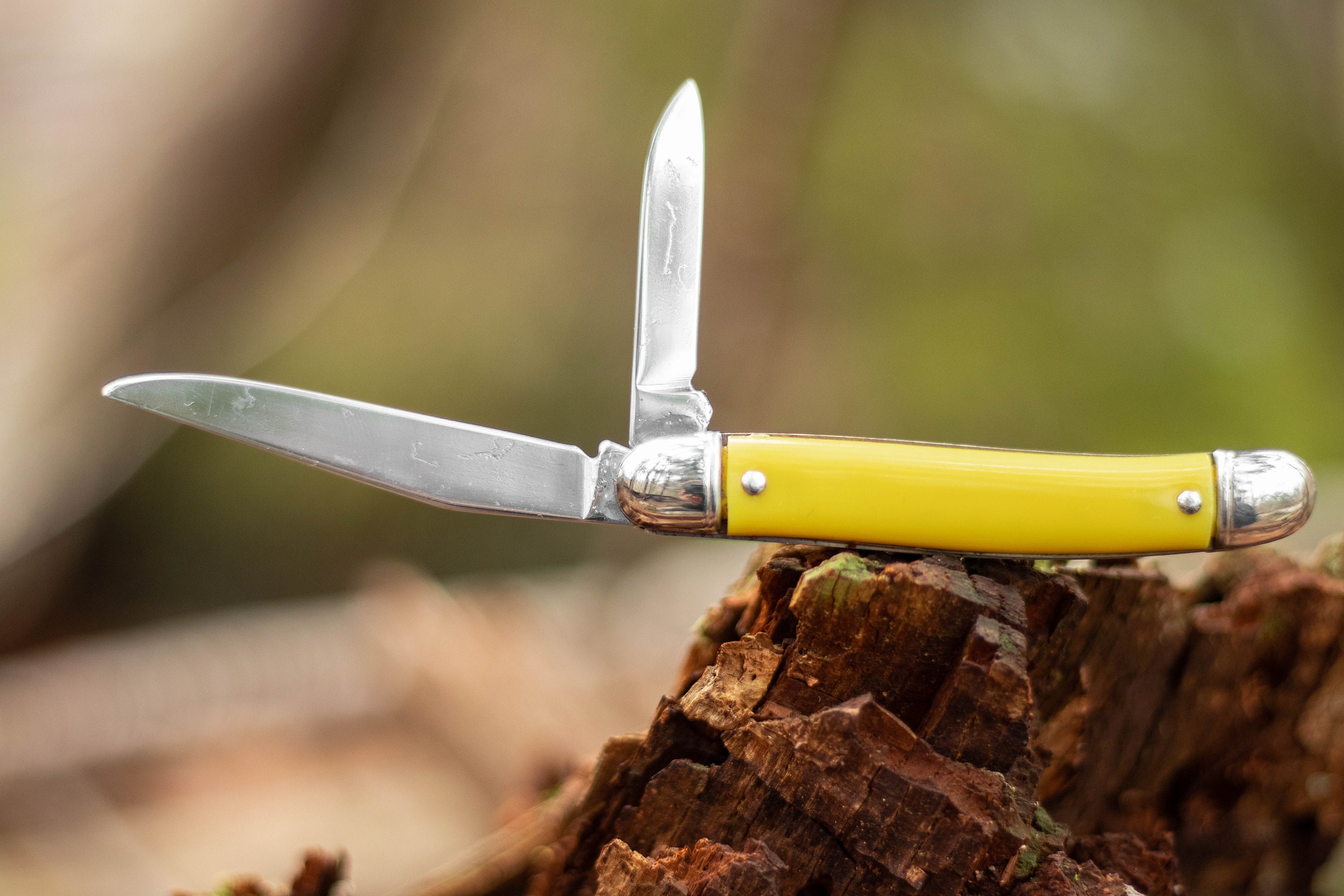 Vintage Colonial pocket knife