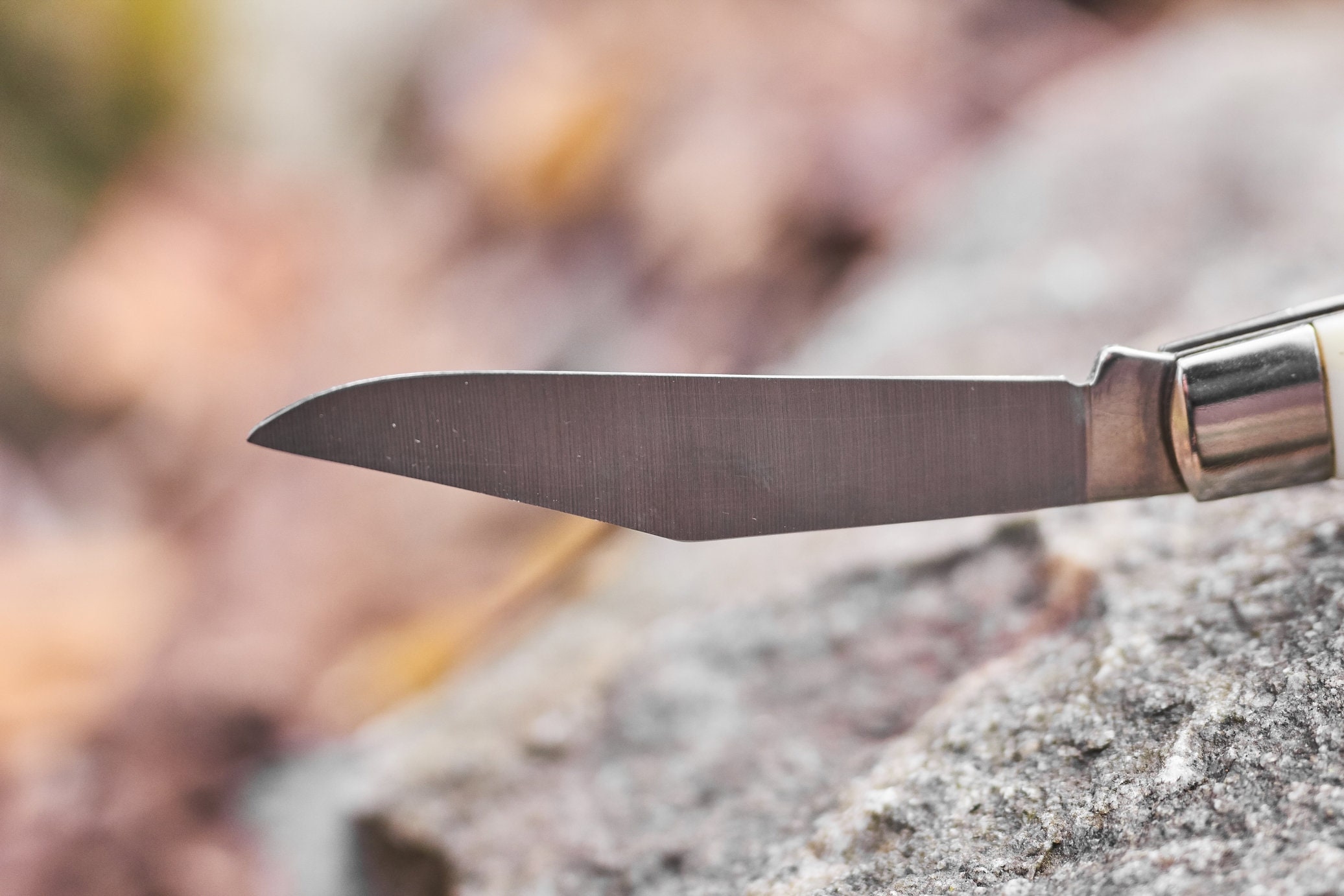 Vintage Colonial Pocket Knife