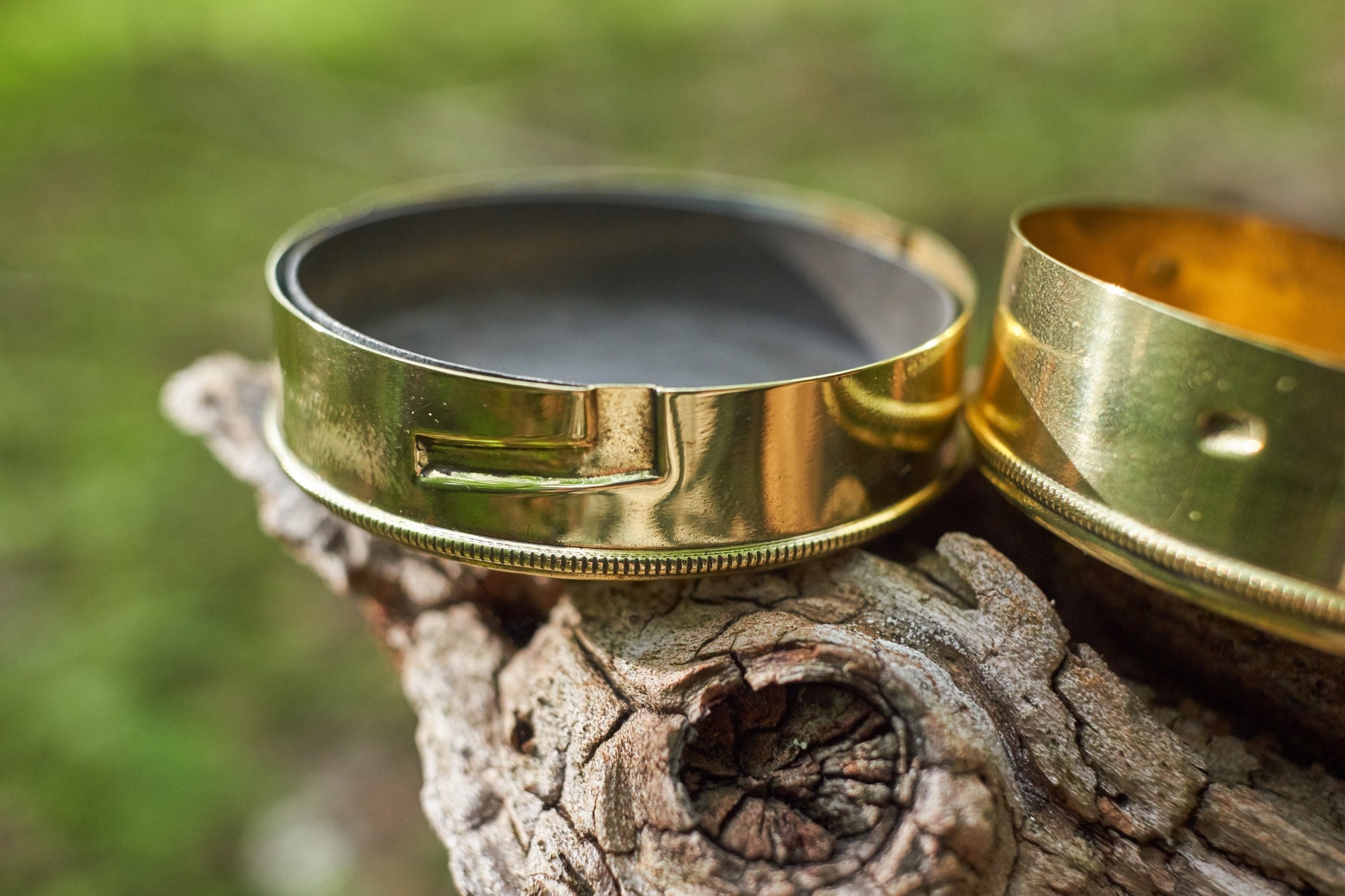 American Waltham Watch Co Brass pocket watch tin