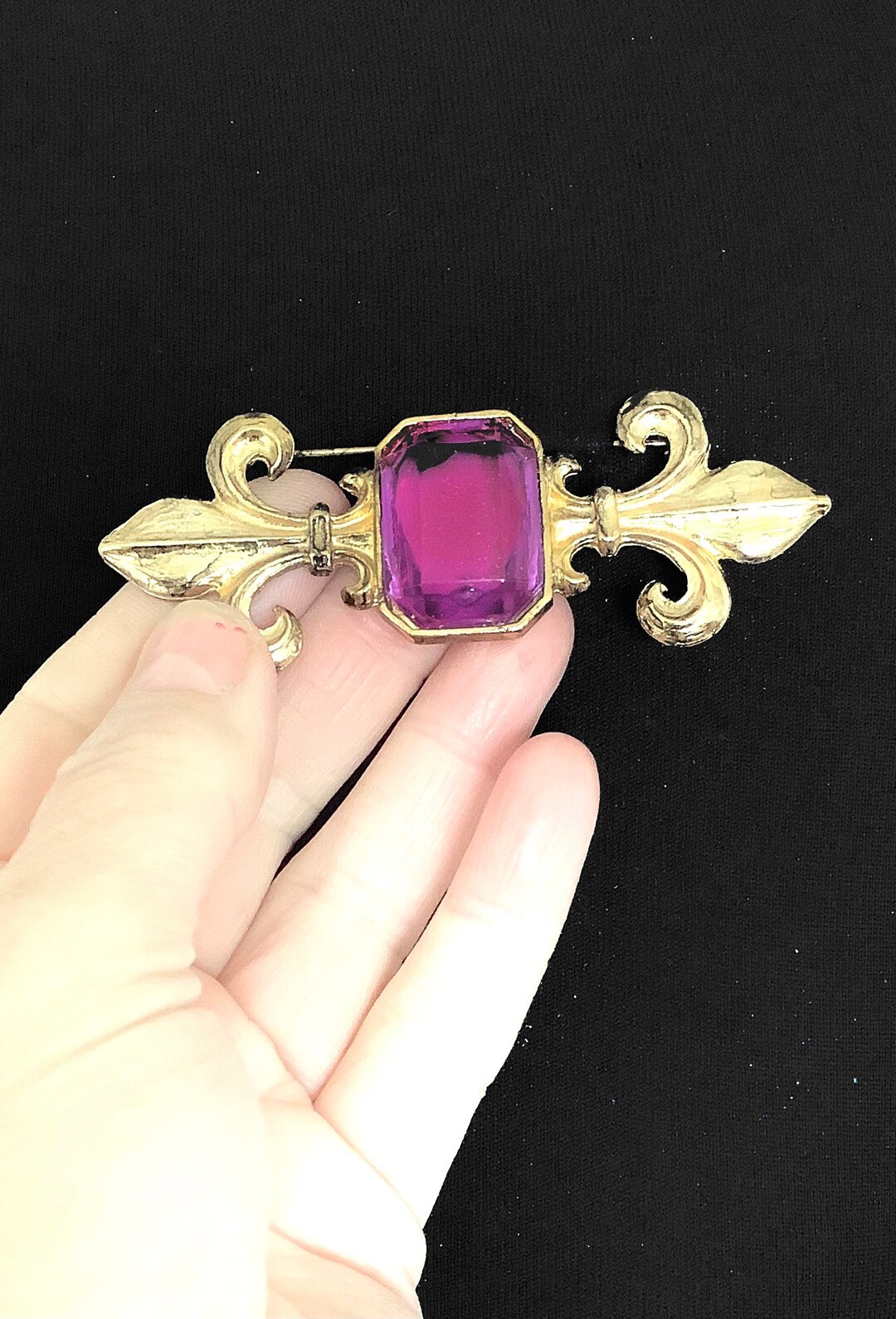 Vintage Purple and Gold Fleur De Lys Brooch - Etsy