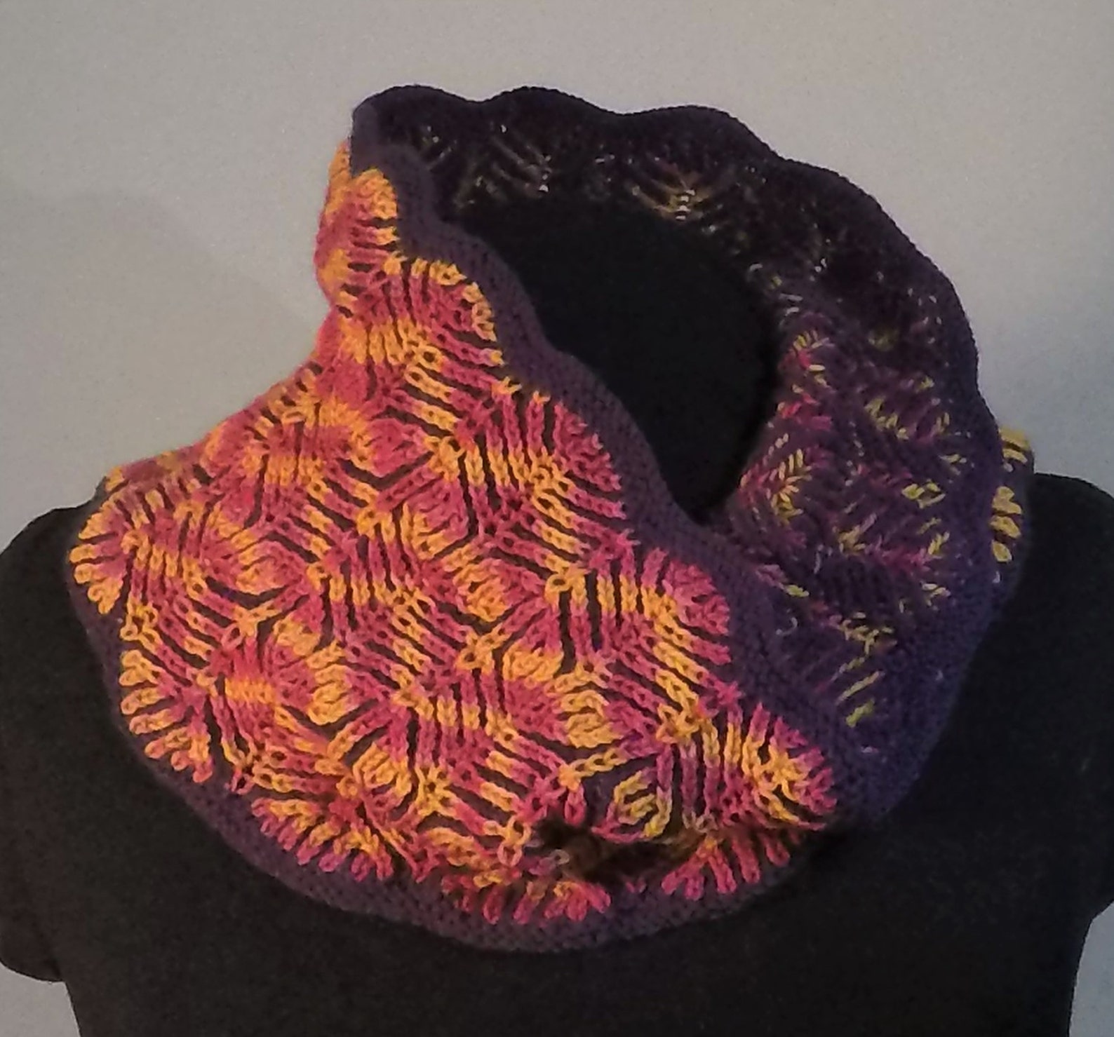 Knitting Pattern for a Two Color Brioche Stitch Cowl "abutilon" - Etsy