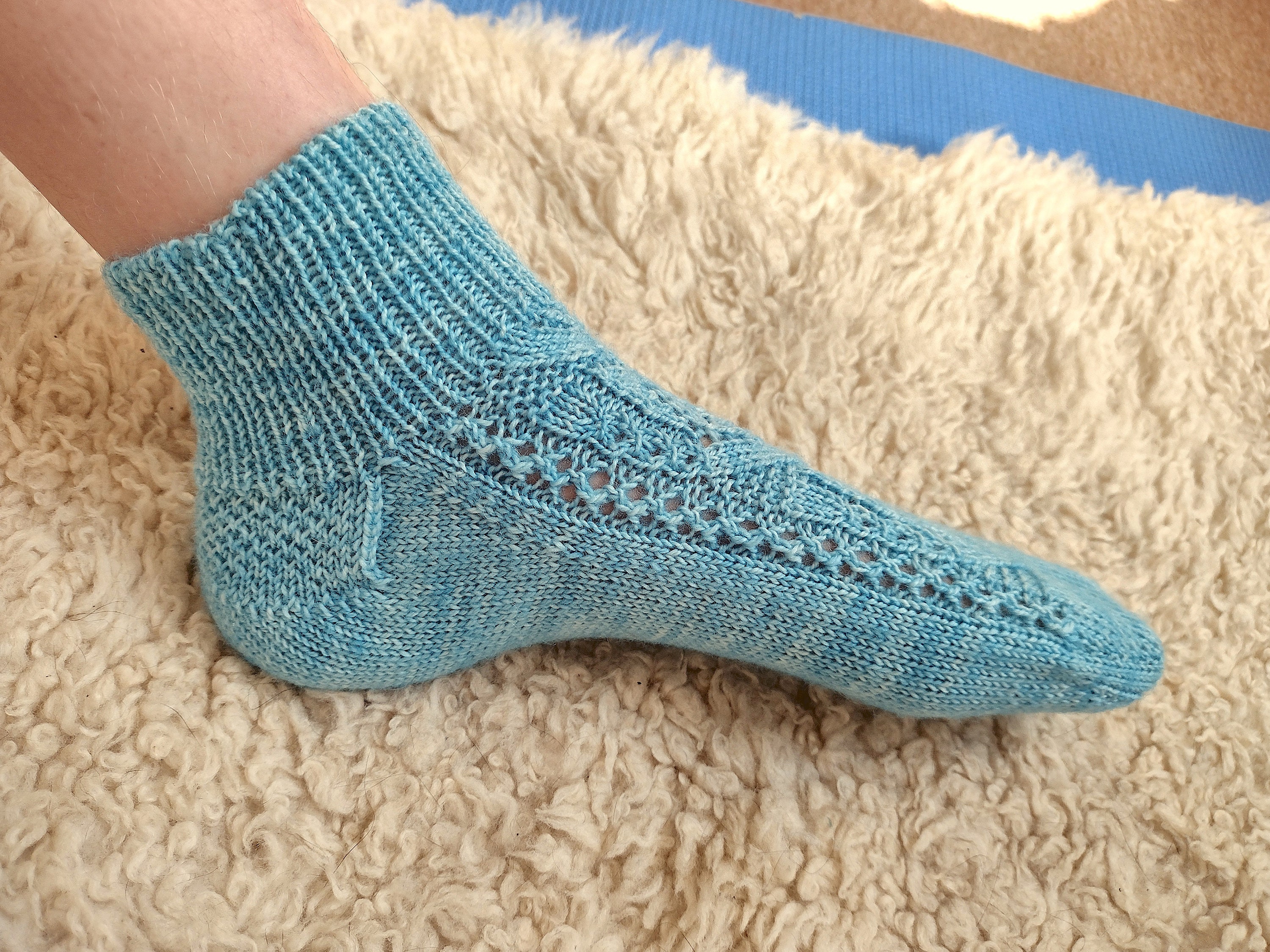 Knitting Pattern for flower Power Socks as Pdf Download - Etsy