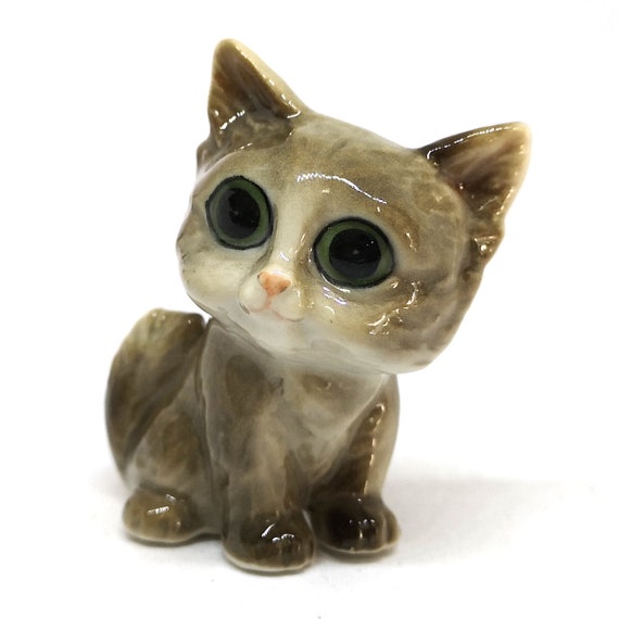 ZOOCRAFT Porcelain Cat Figurine Big Head Hand Painted Ceramic - Etsy