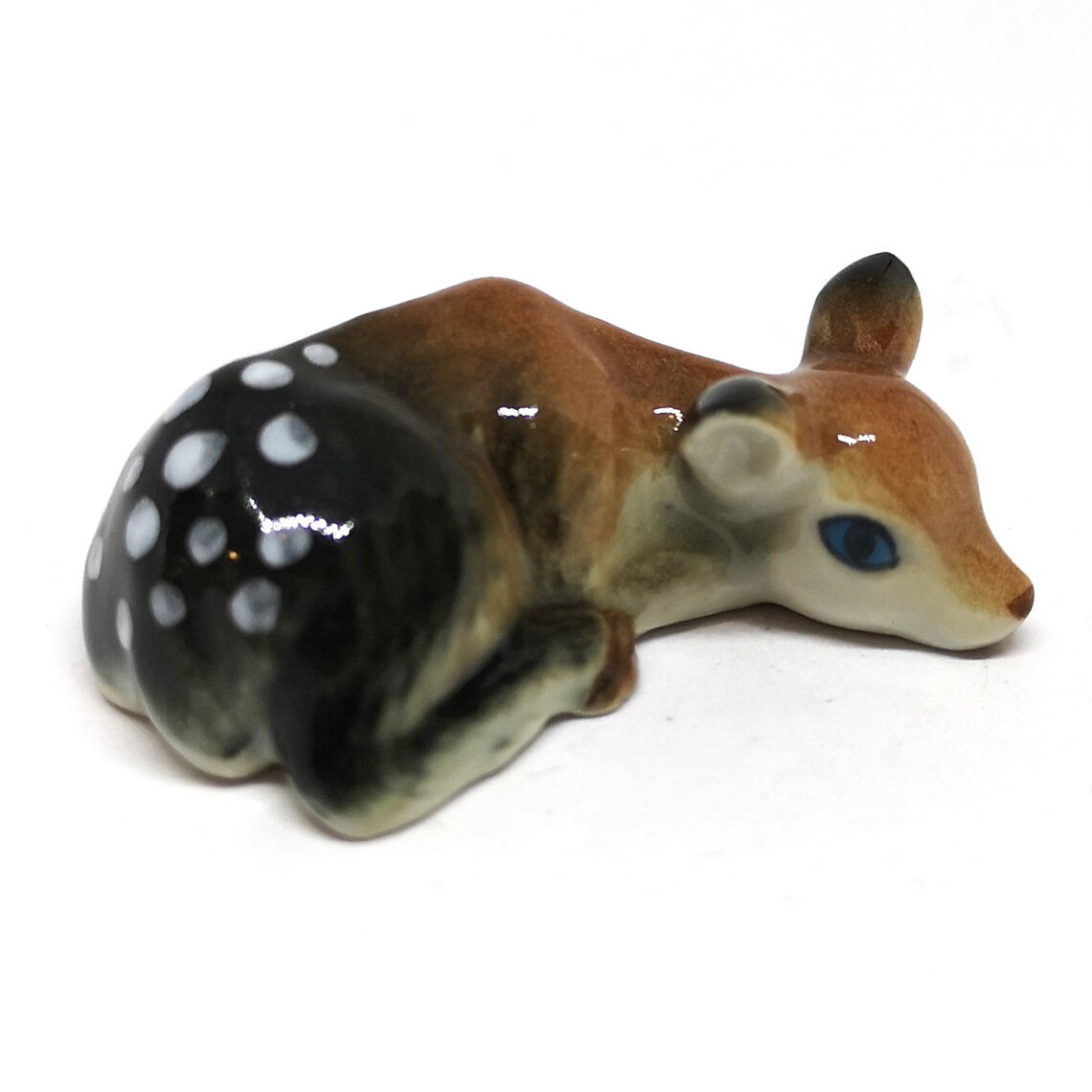 Hand-painted Ceramic Deer Figurine: Collectible Wildlife Art - Etsy