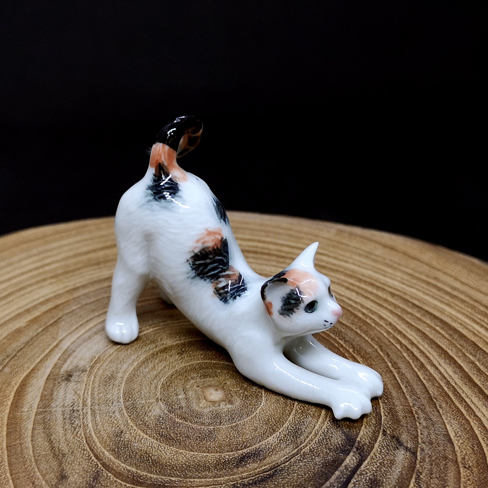ZOOCRAFT Miniature Calico Cat Figurine Collectible Ceramic | Etsy