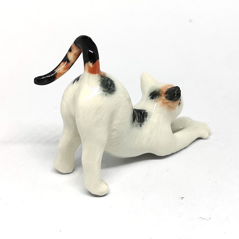 ZOOCRAFT Miniature Calico Cat Figurine Collectible Ceramic - Etsy
