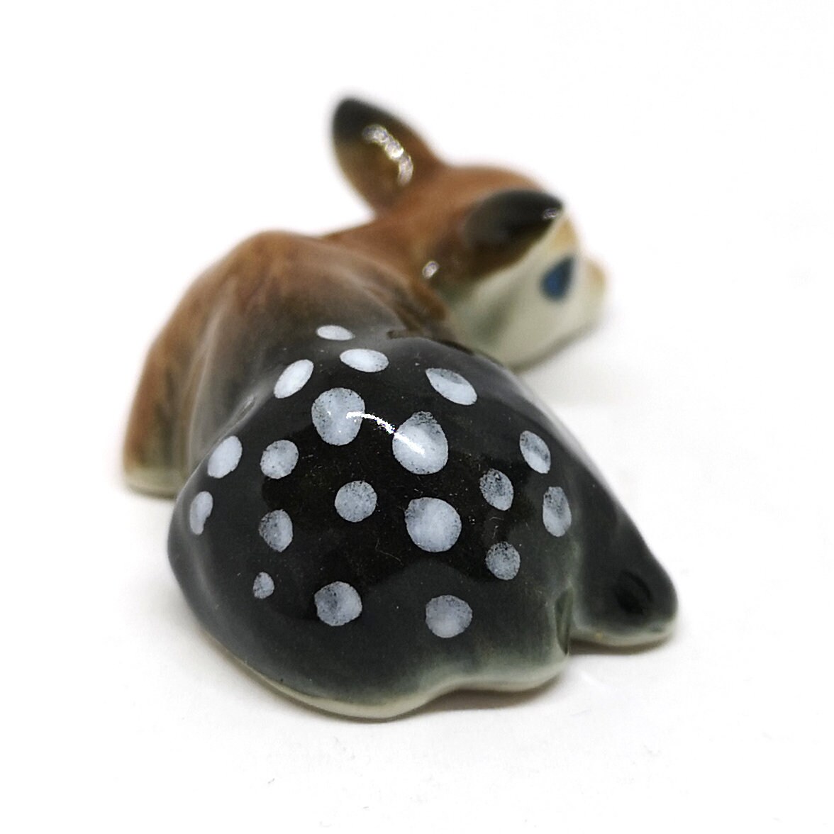 Hand-painted Ceramic Deer Figurine: Collectible Wildlife Art - Etsy