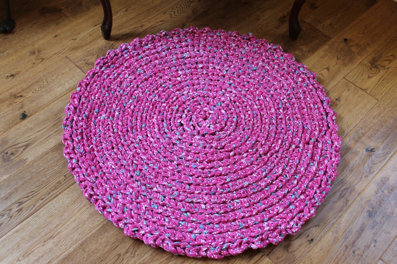 Pink and Turquoise 29" Crocheted Round Rag Rug, Cottage Chic Decor ...